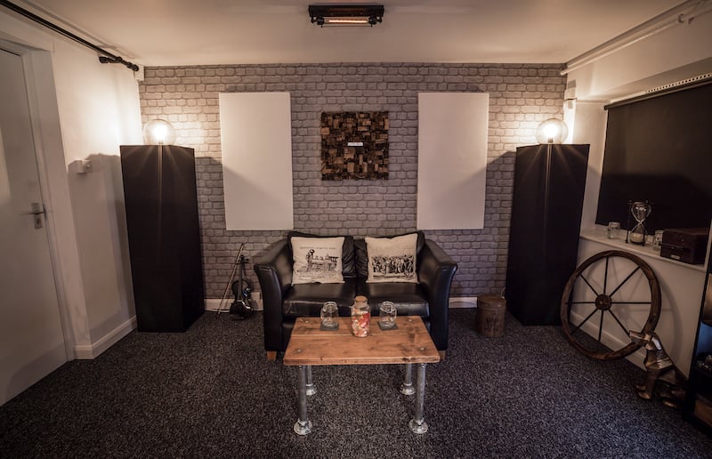 Top 5 Ways to Improve the Sound of Your Mixing Room