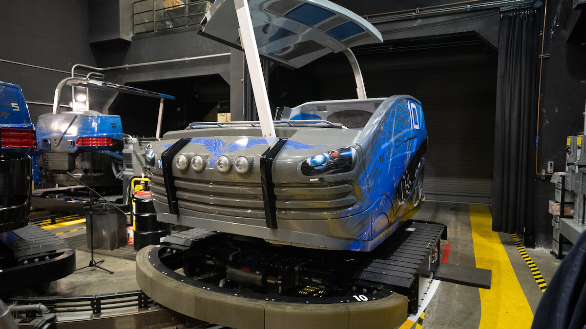 Recording the Heavy Mechanical Sounds of Theme Park Rides